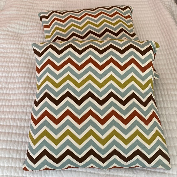 Handmade | Accents | 2 Beautiful Chevron Custom Throw Pillows Lovely ...